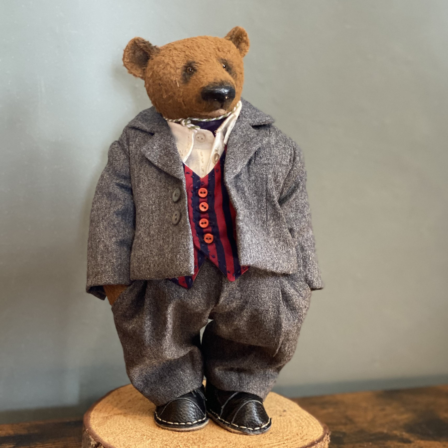 Out of the Woods Bears | Asquiths – Asquiths Bearpawium