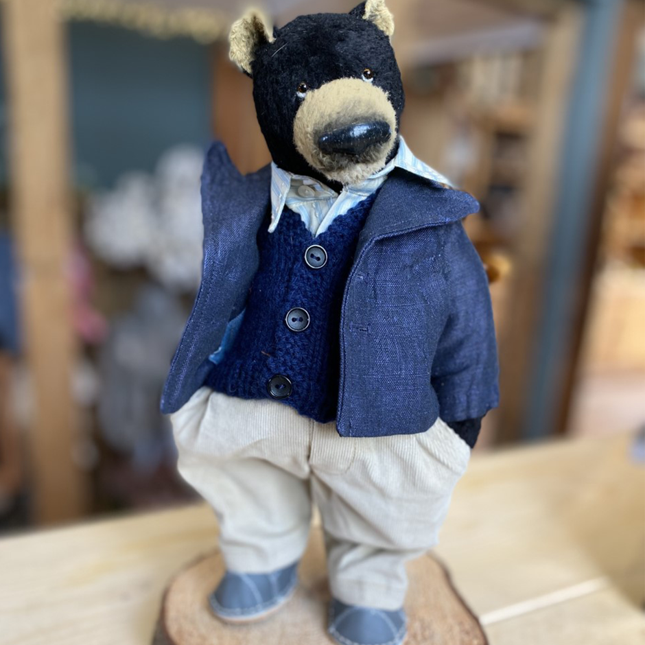 Out of the Woods Bears | Asquiths – Asquiths Bearpawium